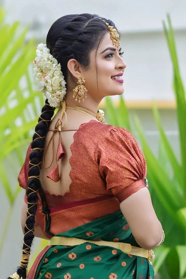 Mansi Joshi: 'దేవత' సీరియల్‌ నటి నిశ్చితార్థం (ఫోటోలు) | Devatha Serial Actress Mansi Joshi gets ...